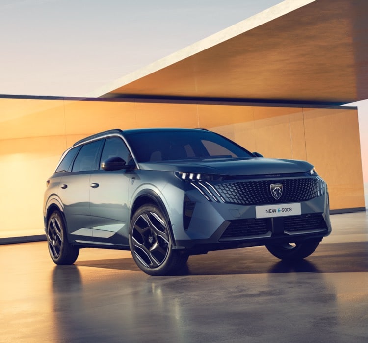 Nouveau Peugeot E-5008 | Grand SUV électrique 7 places nouvelle ...