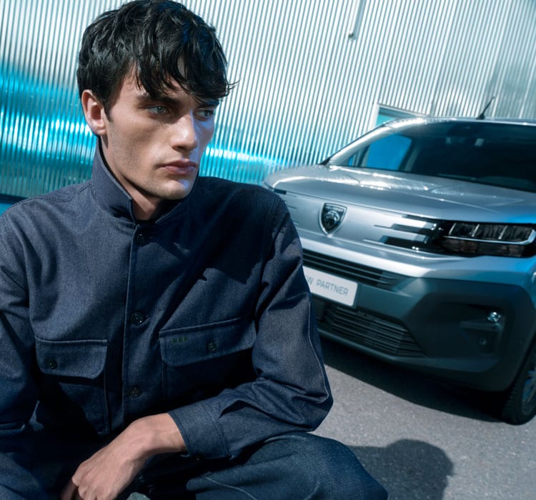 Peugeot E-Partner et Partner : fourgon utilitaire 5 places disponible ...